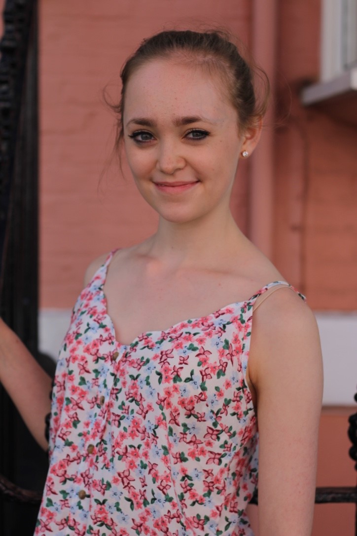 Chloe Keneally wins prize at the English National Ballet School – Tait ...